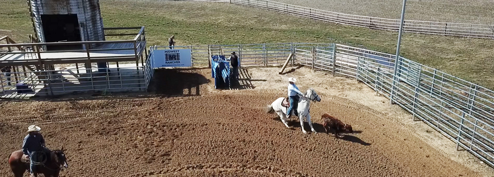 Continuous Fence Panels, Farm Gates, Rodeo and Riding Arenas | Midwest ...